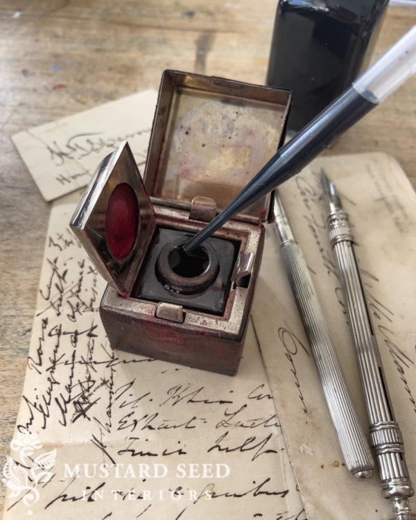 antique traveling inkwell | Miss Mustard Seed