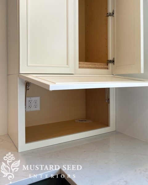 1970 kitchen renovation | waypoint cabinets & customizations | Miss ...